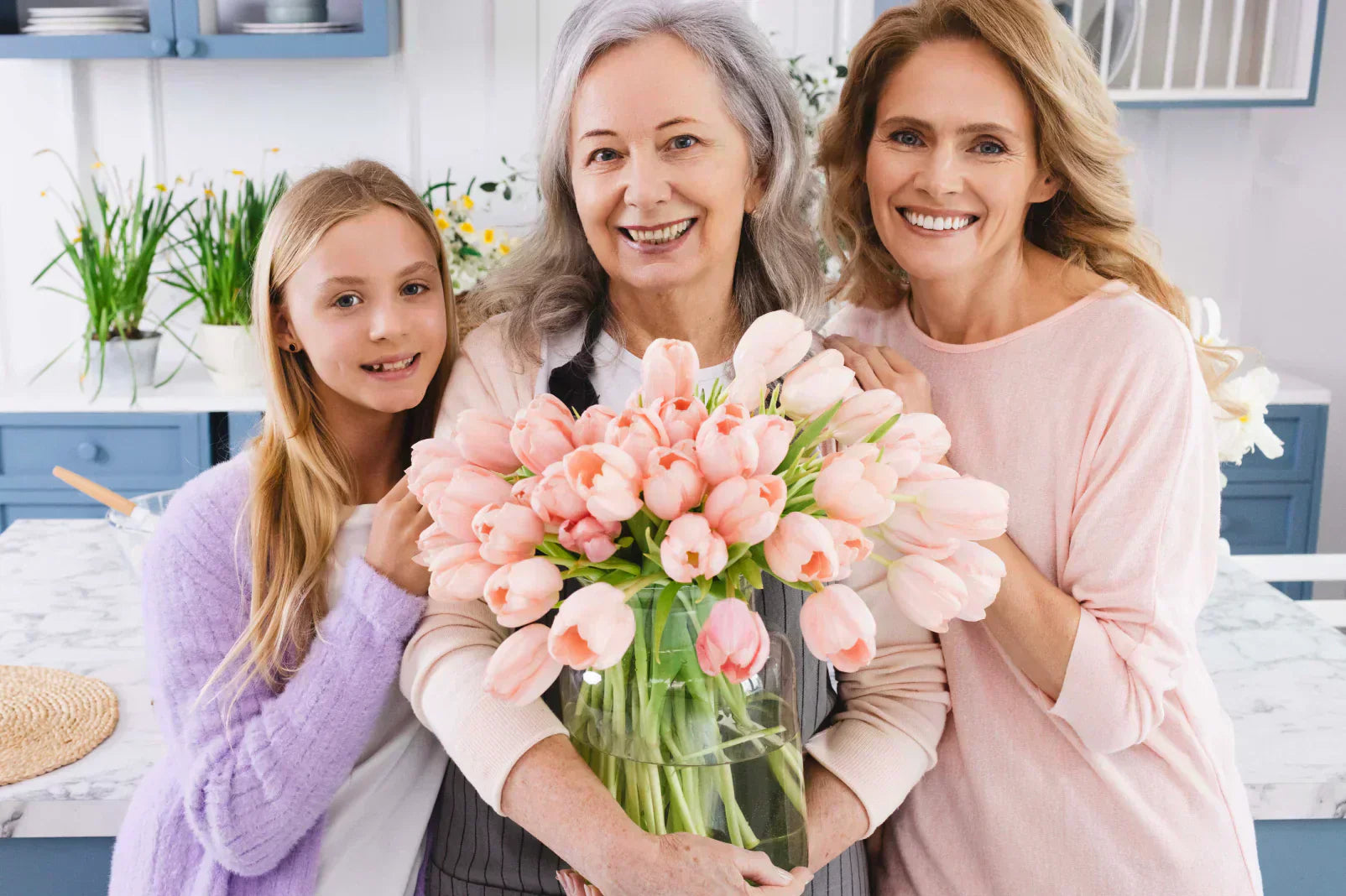 Mother’s Day Flower Delivery: Best Blooms to Surprise Your Mom ...