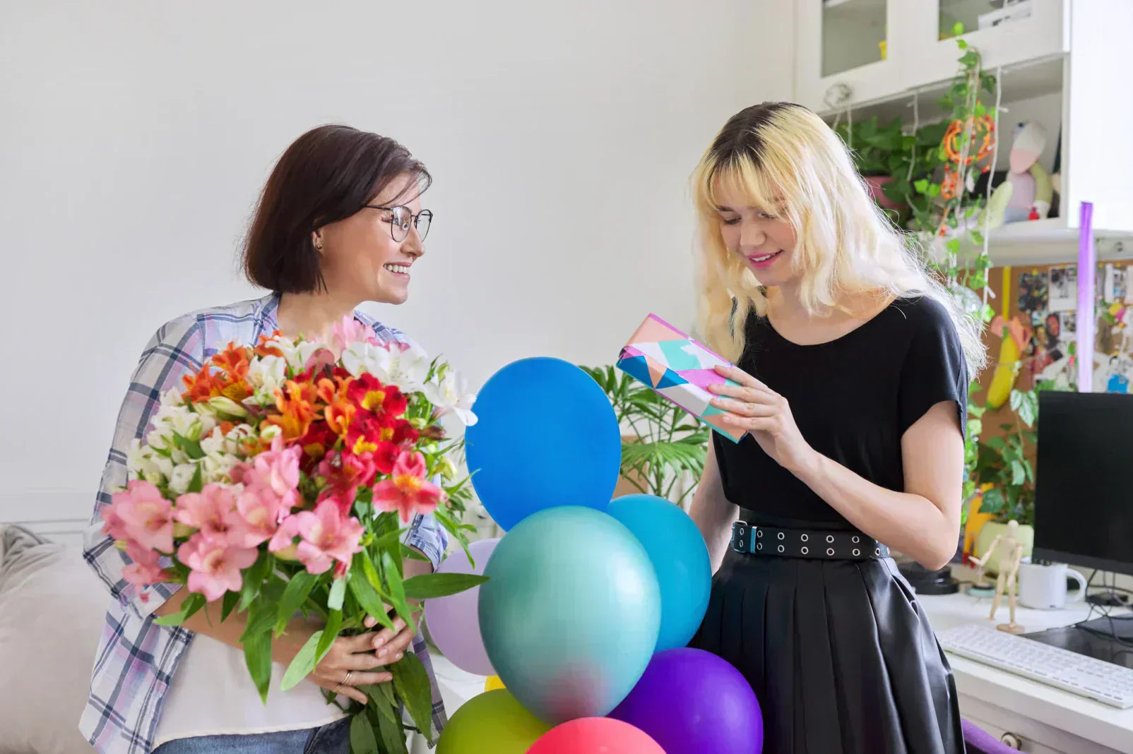 A Guide to Birthday Flowers: Choosing, Arranging, and Gifting for Ever ...